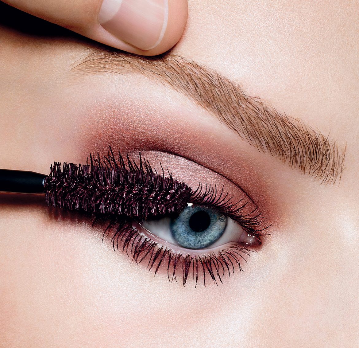 Discover the new Diorshow Summer 2016 catwalk eye makeup